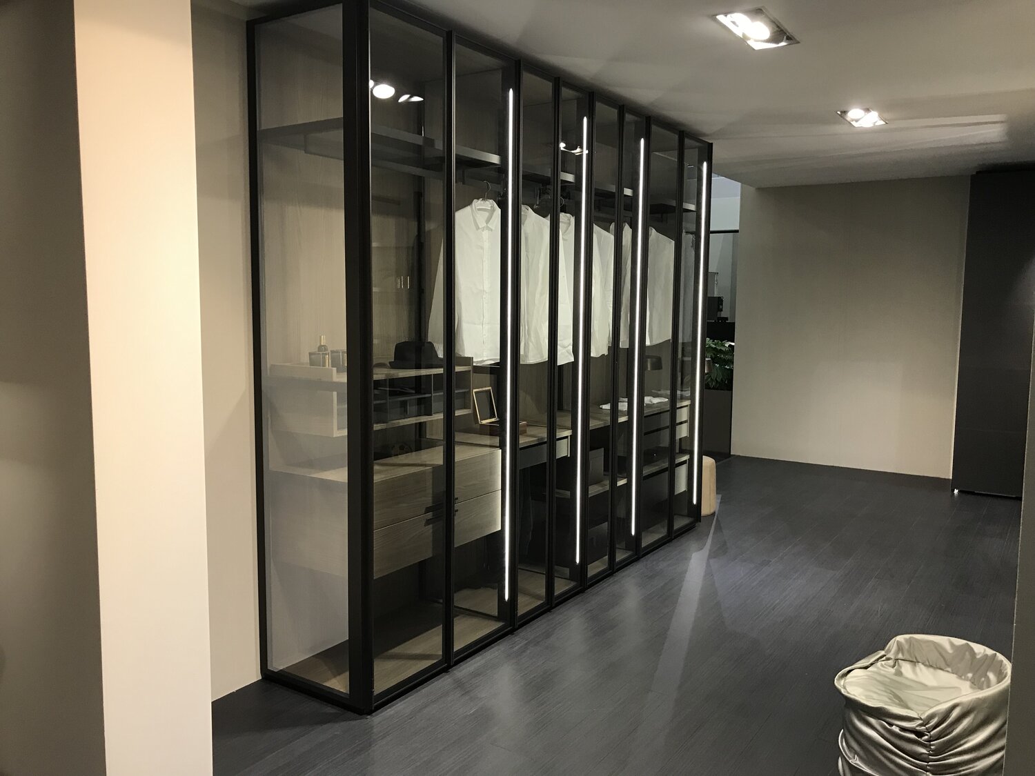 Aluminium Profile for wardrobe and walk-in closets - RCD Design Center