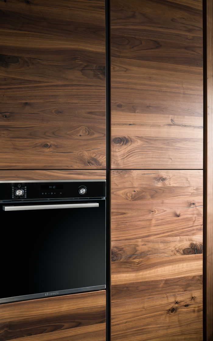 AV 6080 walnut and AV 6000 RAL - RCD Design Center